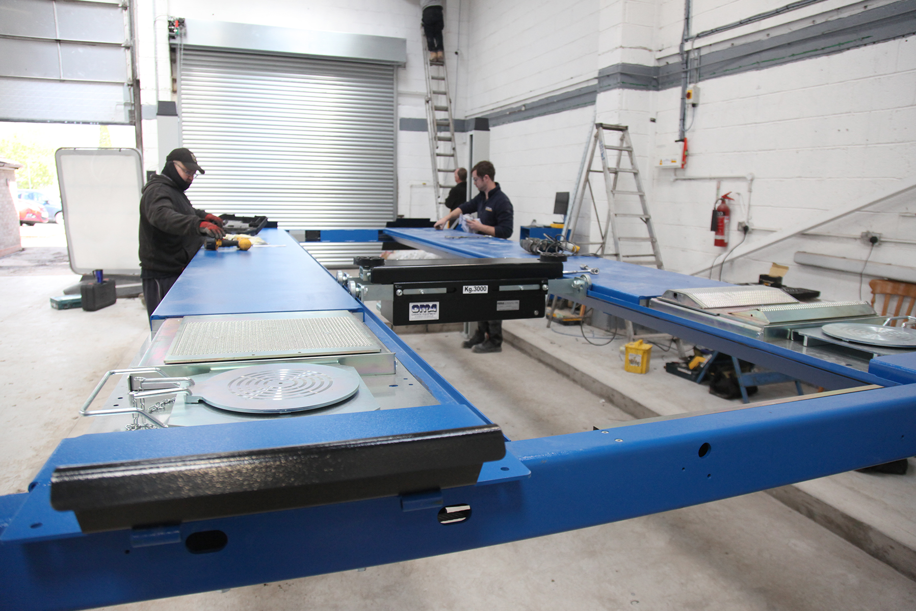 Solihull stay local to V-Tech - Case Study | MOT Bays Equipment - Mot Bays